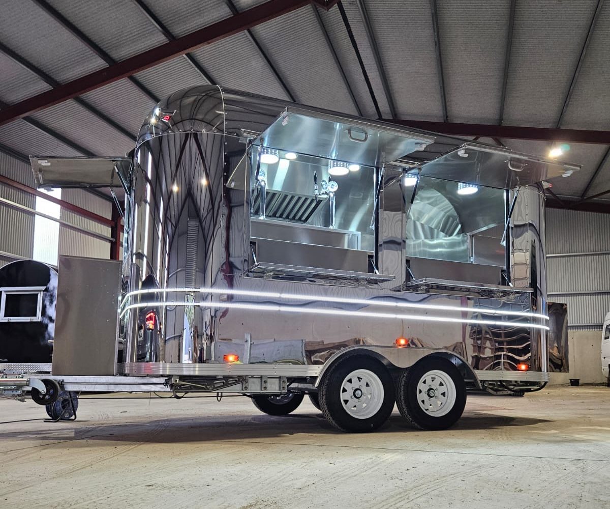 Airstream Catering Bar Trailer, 2.8m Pod In London | Trailer Kings