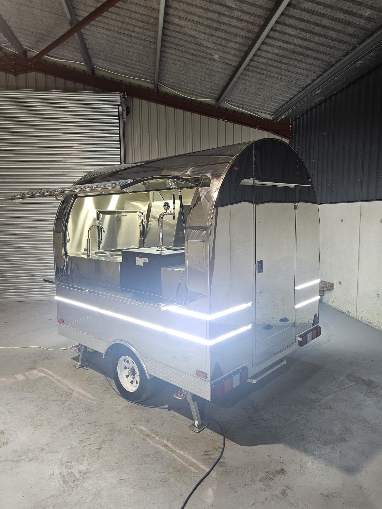 Trailer Kings’ Bar Hire | Mobile Bar Trailers UK