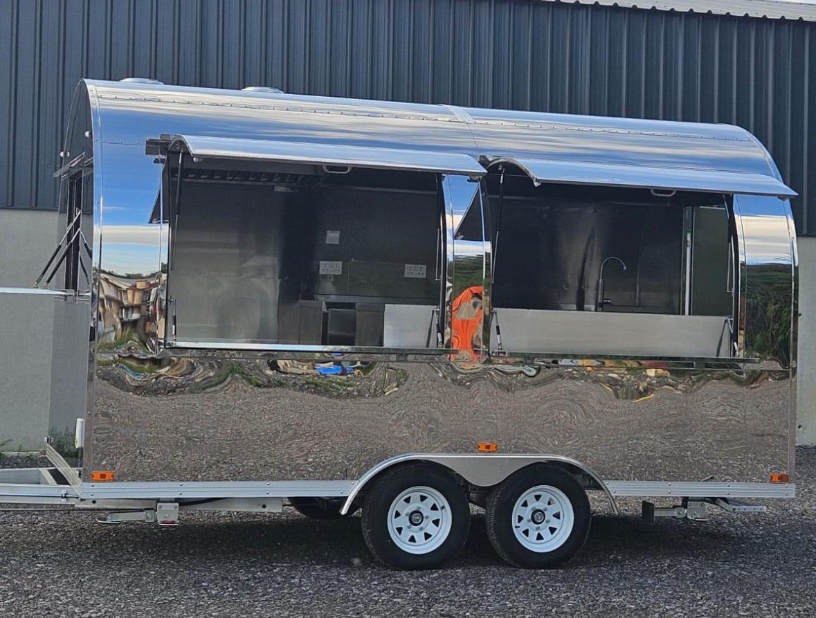 4m Stainless Steel Pod | Durable, Weatherproof Modular Unit